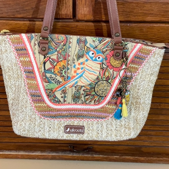 Sak Roots | Bags | Sak Roots Wild Heart Toto Knit Embroider Owl Tote ...